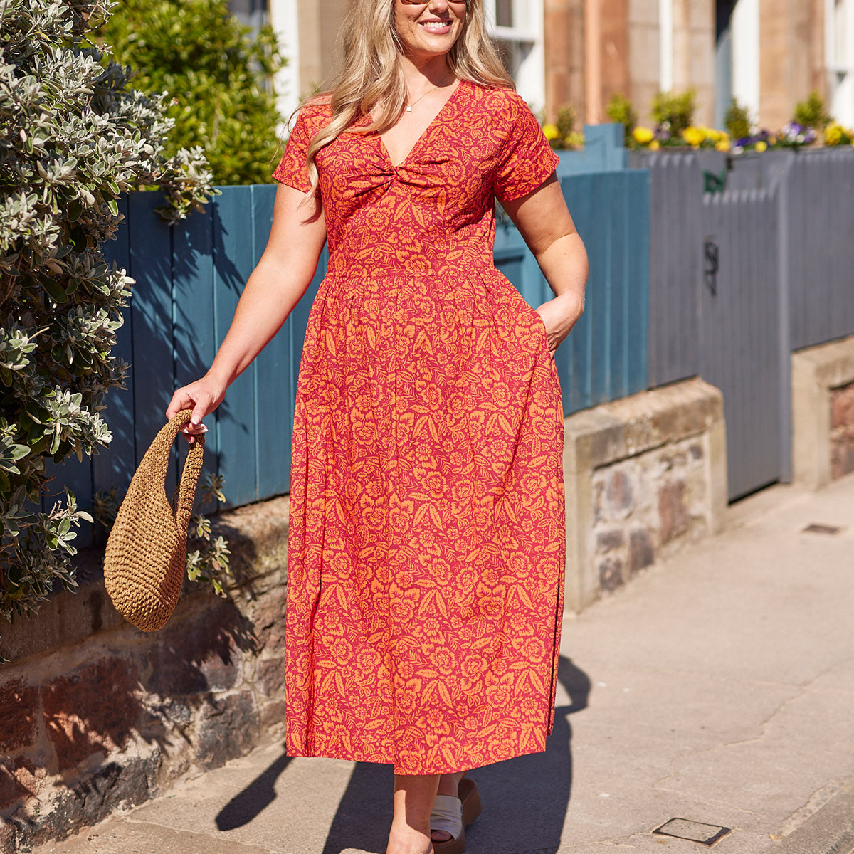 Claudia Floral Knot Dress – This is Unfolded