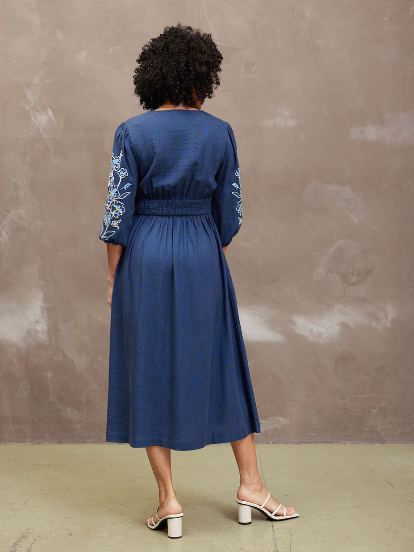 Lizzy Embroidered Dress – This is Unfolded